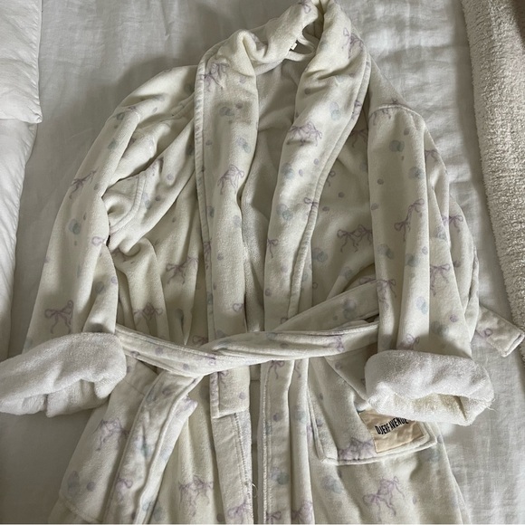 Djerf Avenue | Intimates & Sleepwear | Djerf Avenue Bubble Bliss Robe ...